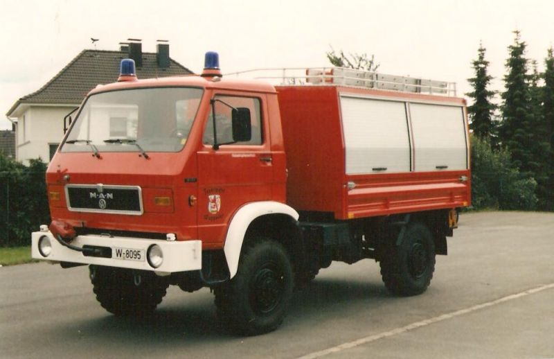 Rüstwagen RW1 (1987) - Freiwillige Feuerwehr Cronenberg